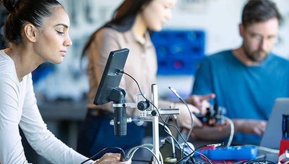 Impact through mentorship: The ECR Program expands
