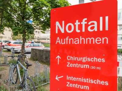 Anesthesia and climate protection: the role of volatile anesthetics ...