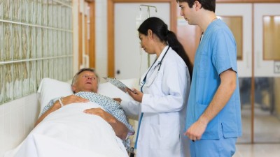 Schmerz | Wie empfinden Patienten das Schmerzassessment ...