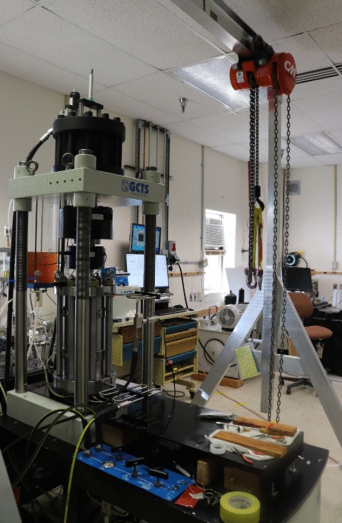 Weak Bonded Interface and Shear Block Design for Validating Fracture ...