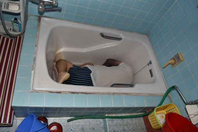 A forensic autopsy case of suicide using baking soda and citric acid in ...