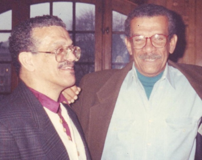 Derek Walcott a Saint Lucian Poet: Between the Country and the Town ...