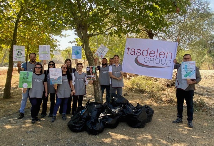 Corporate Social Responsibility (CSR) in Textile Fiber Producer ...