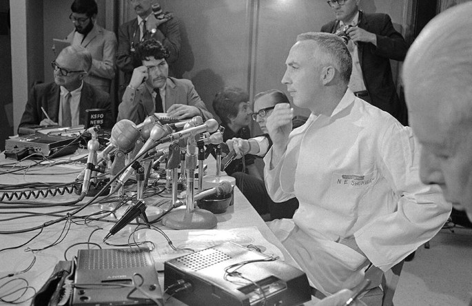 Norman E. Shumway (1923–2006) | SpringerLink