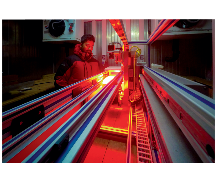 Digital ice core imaging to reveal past climate changes | Nature ...