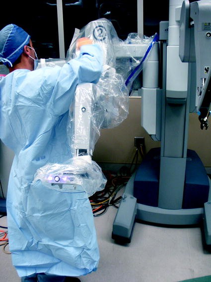 Role of the Robotic Surgical Assistant | SpringerLink