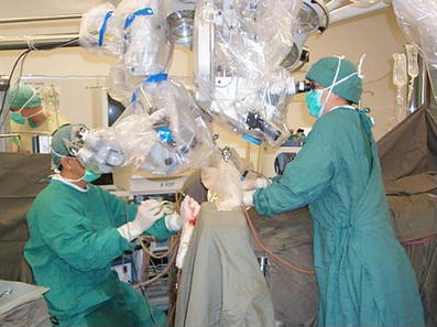 Combined simultaneous transcranial and transsphenoidal resection of ...