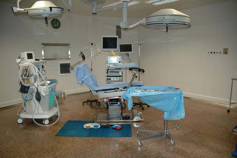 Operating Room Setup and Patient Positioning | SpringerLink