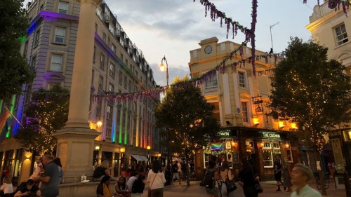 Populating Nature Cities